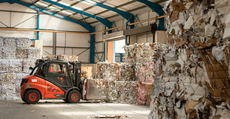 El aumento de las tasas de reciclaje de papel y cartón en la UE podría ...